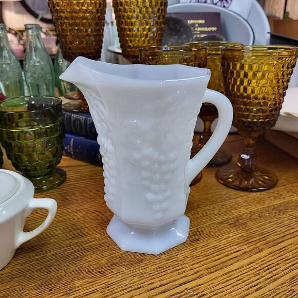 Fire King | Dining | Vintage Anchor Hocking Fire King Milk Glass ...